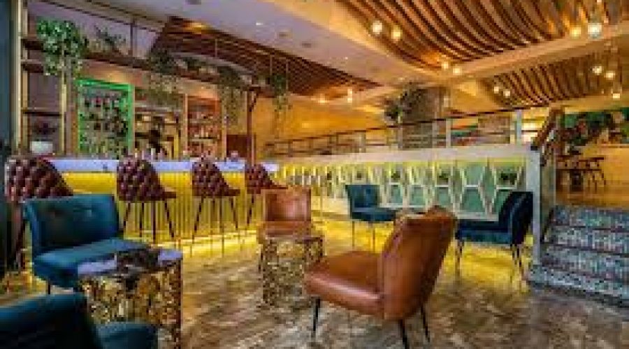 Gaby Lagos - ReviewIt